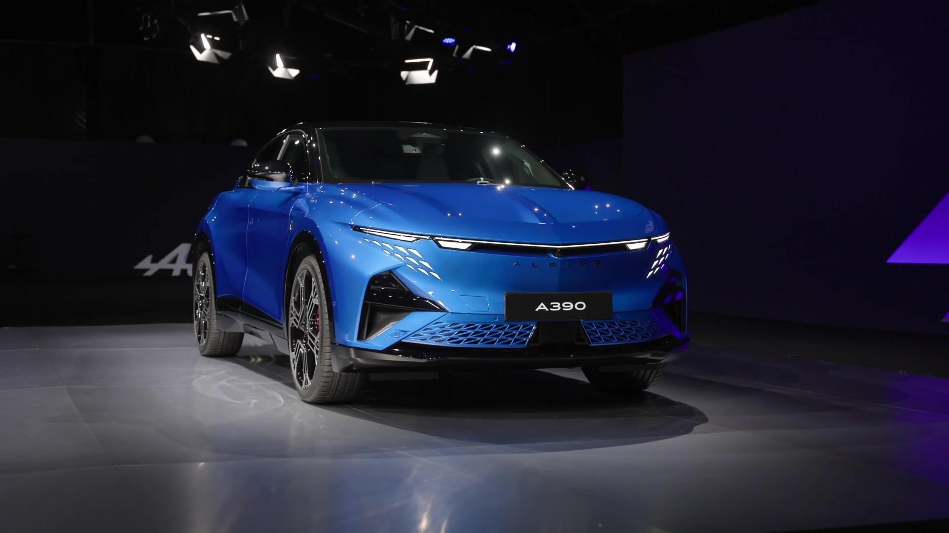 Video: Alpine A390 GTS Design preview in Alpine Blue